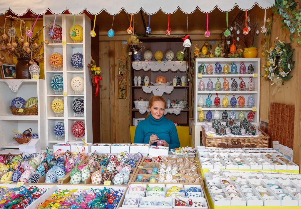 Königreich der Ostereier - Ostermarkt Schloss Schönbrunn